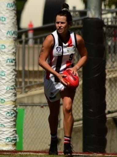 Nixon re-signs for Saints