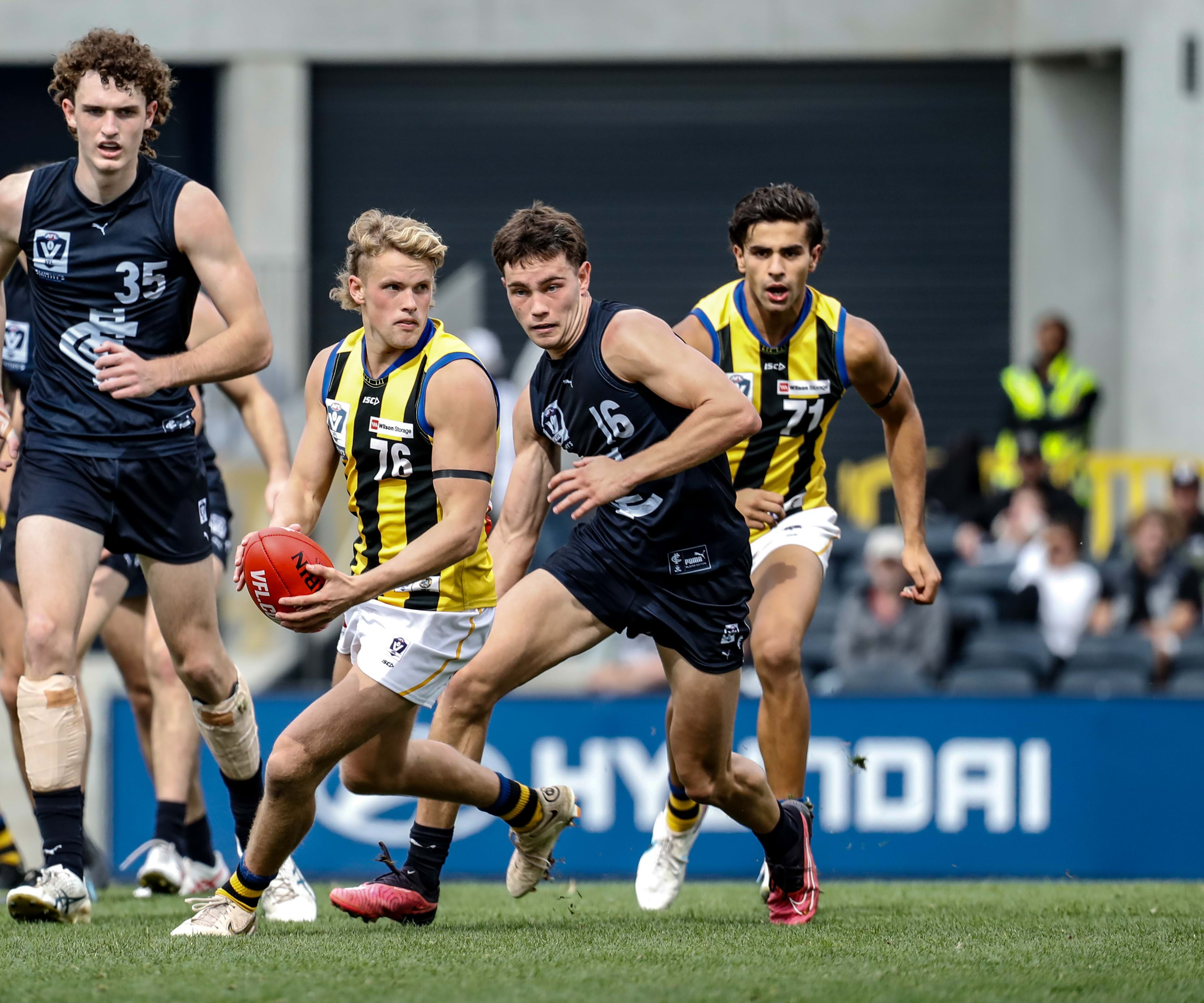 Blamires re-commits with the Zebs in '24